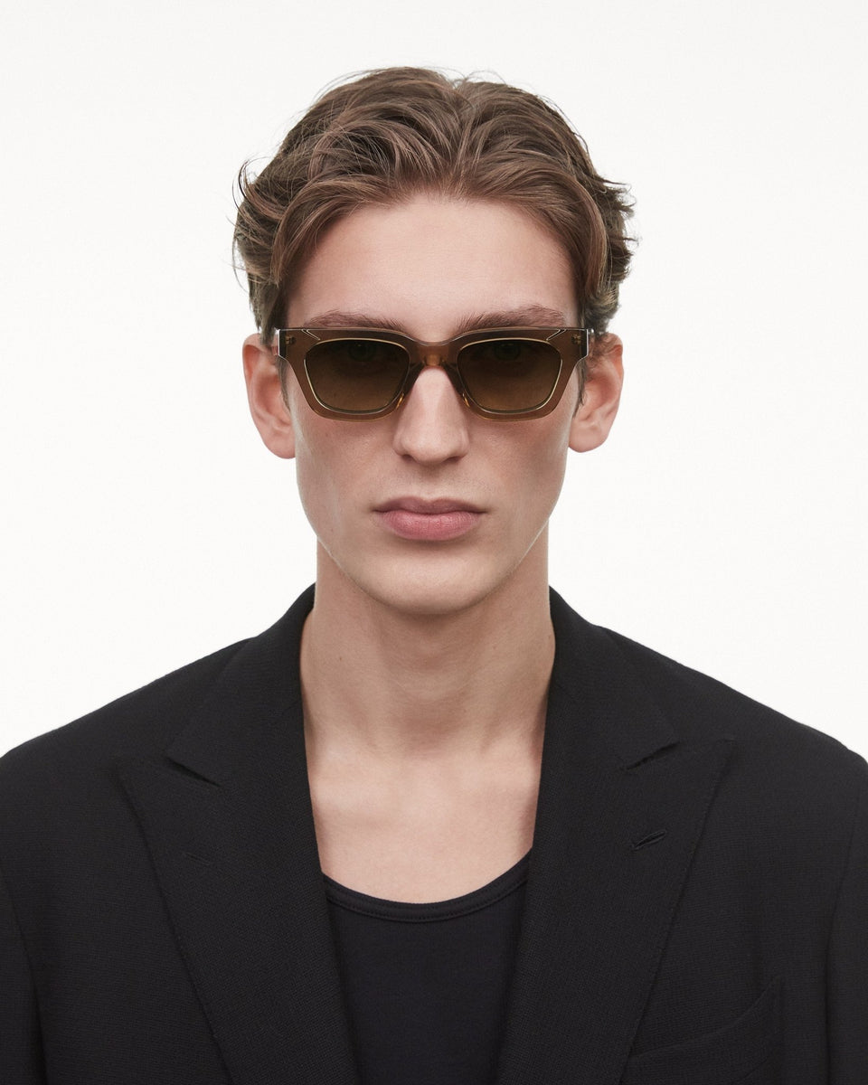 Chimi | 11 Core | Green & Green Gradient Lens Sunglasses | Shade Files