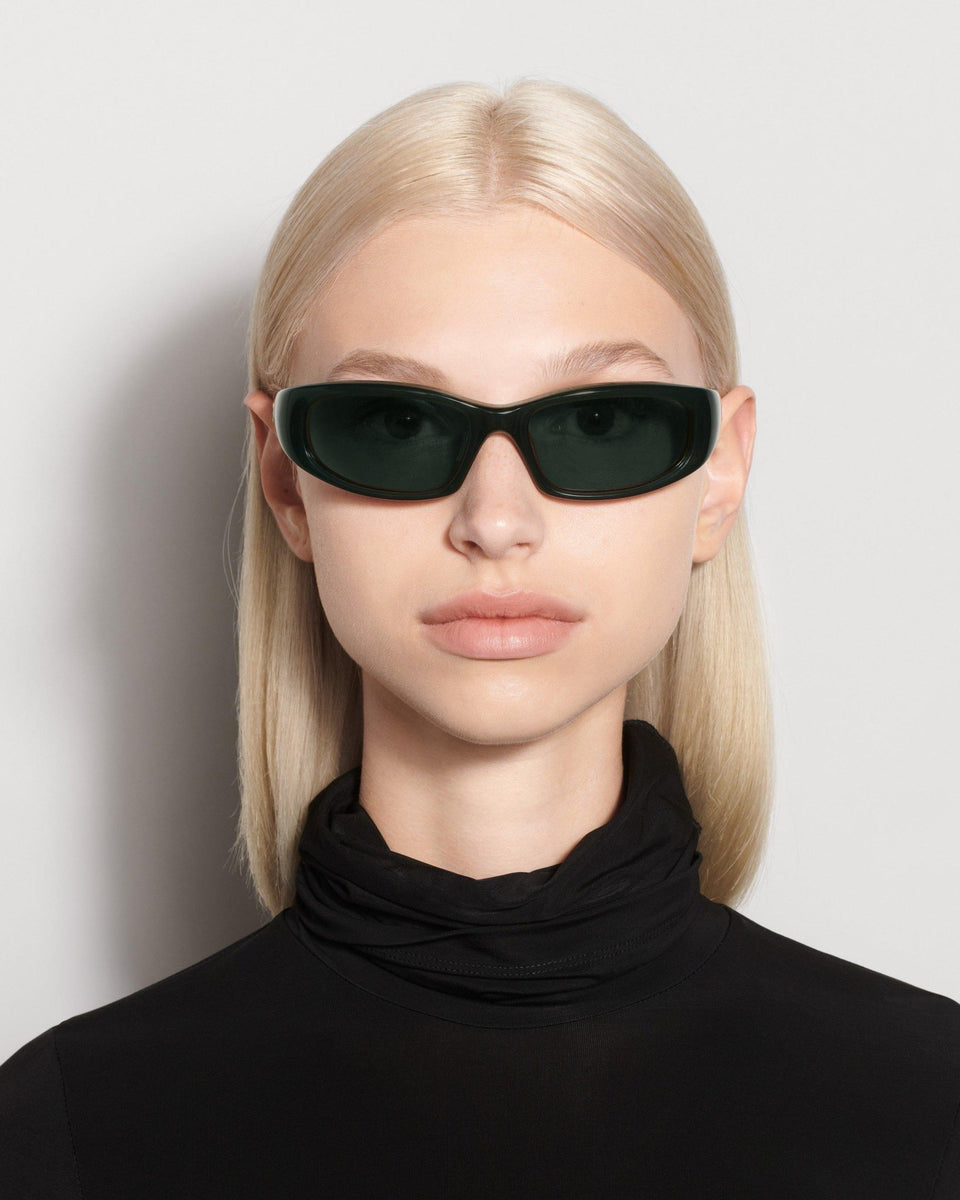 Chimi | Fade | Green & Graphite Green Lens Sunglasses – Shade Files